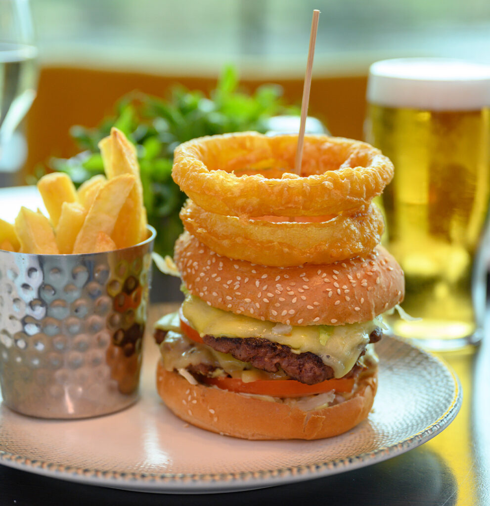 The Prom Bar Wexford | Pubs In Wexford | 4* Riverside Park Hotel